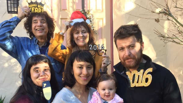 Zakir Hussain's Family: All About Ustad's Wife, His Two Daughters ...