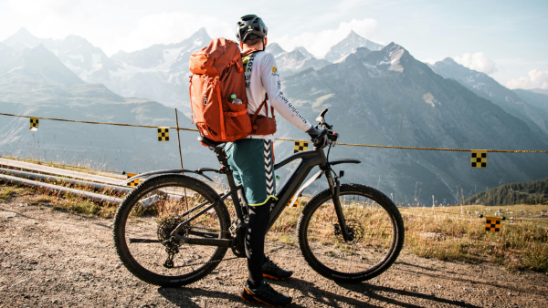 French Cyclists Stranded In Bareilly On Their Way To Nepal After Google ...