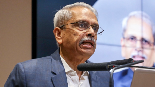 Infosys Co-Founder Kris Gopalakrishnan Among 18 Booked Under SC/ST Atrocities Act - Oneindia News