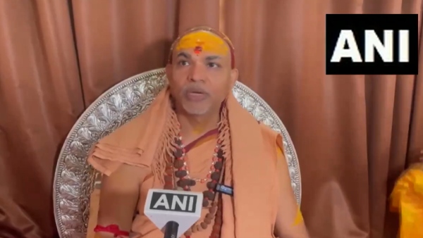 After Mamata, Shankaracharya Slams UP Govt On Crowd Management In Maha Kumbh - Oneindia News