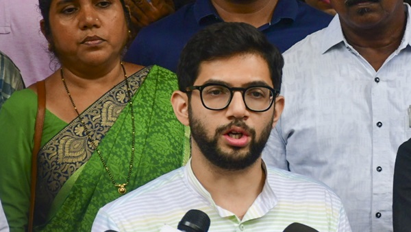 Political Storm Over Disha Salian Case As Her Father Moves Bombay HC, Seeks FIR Against Aaditya ...