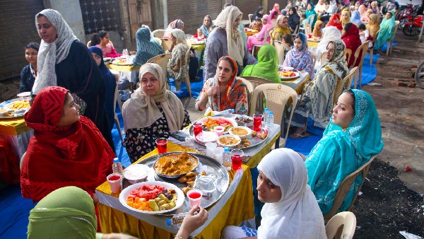 Iftar Time Today: Check Exact Sunset Timings For Delhi, Mumbai, Lucknow ...