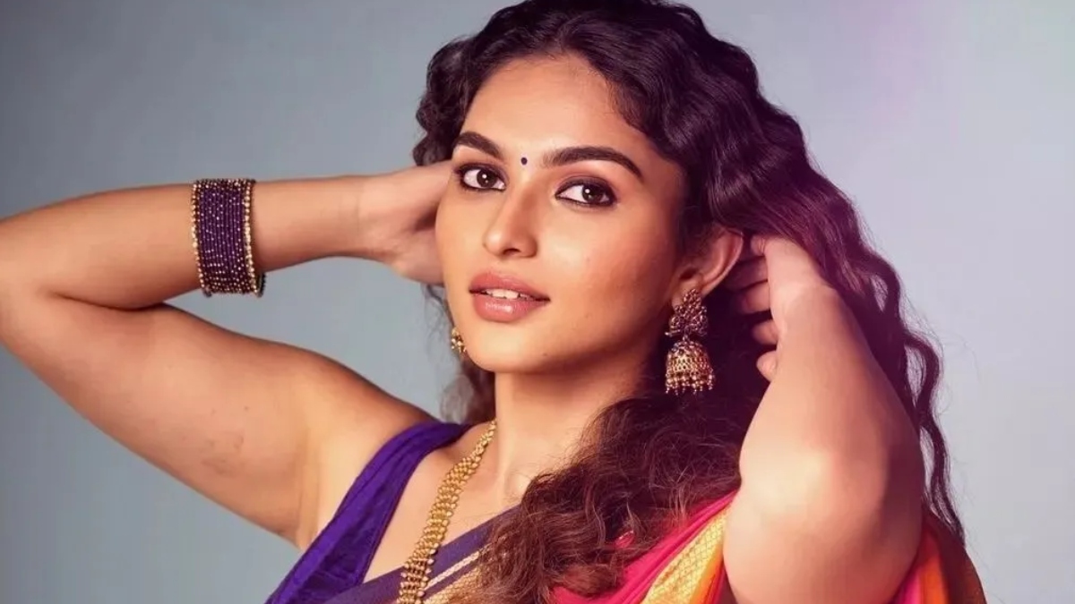 Thalapathy Vijay's Is Lady Dragon Kayadu Lohar's Favourite Celebrity ...