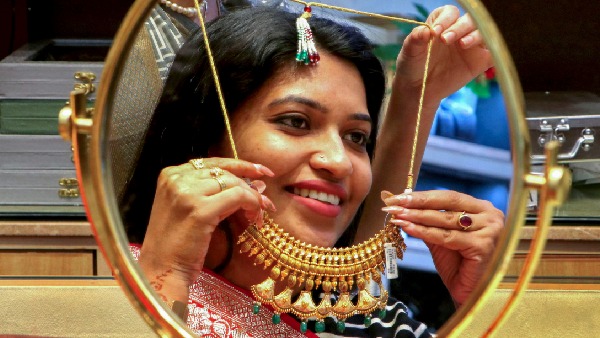 Gold Today Rate, 21 April: Check 18, 22 and 24 Carat Gold Prices ...