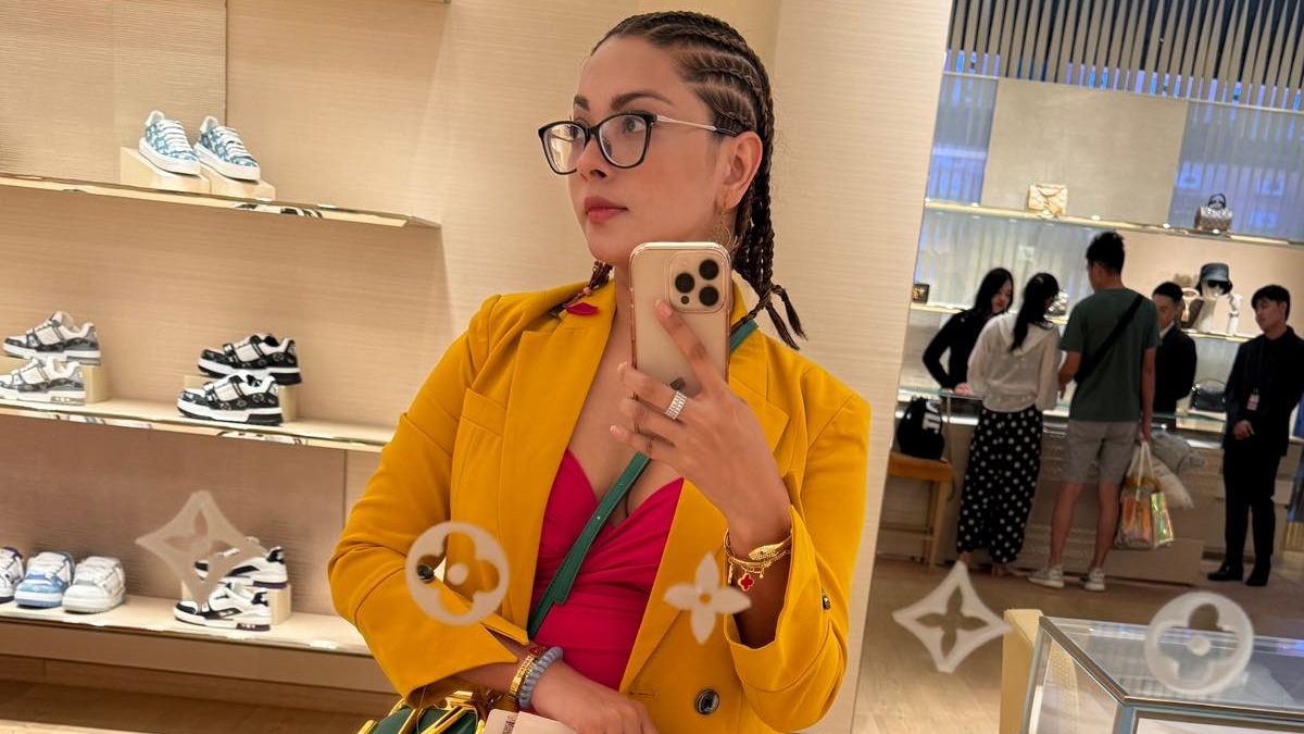 Who Is Actress Meghna Alam, Arrested By Bangladesh Authorities For ...