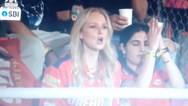 F*#k You! Marcus Stoinis' Partner Sarah Czarnuch's Reaction During PBKS ...