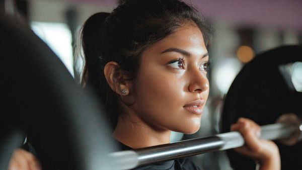 Beginner's Guide: Effectively Incorporating Free Weights into Your Gym ...