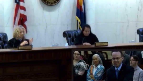 Lawyer Calls Judge 'Honey' In Court Room, Video Goes Viral - Oneindia News