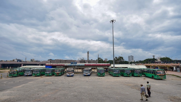 Karnataka Transport Strike: 30,000 KSRTC and BMTC Employees Issued Show ...