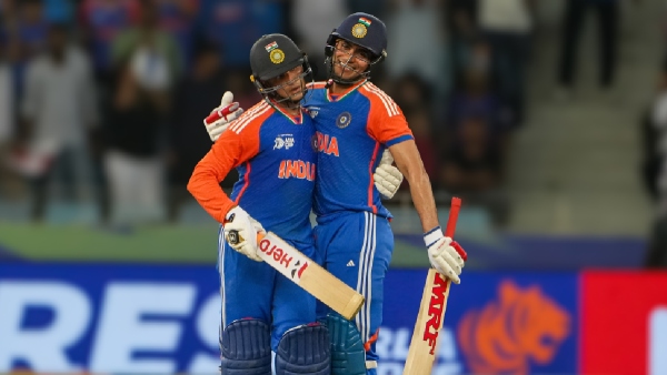 Shubman Gill Tells Shaheen Afridi ‘Ball Le Ke Aaja’ During India ...