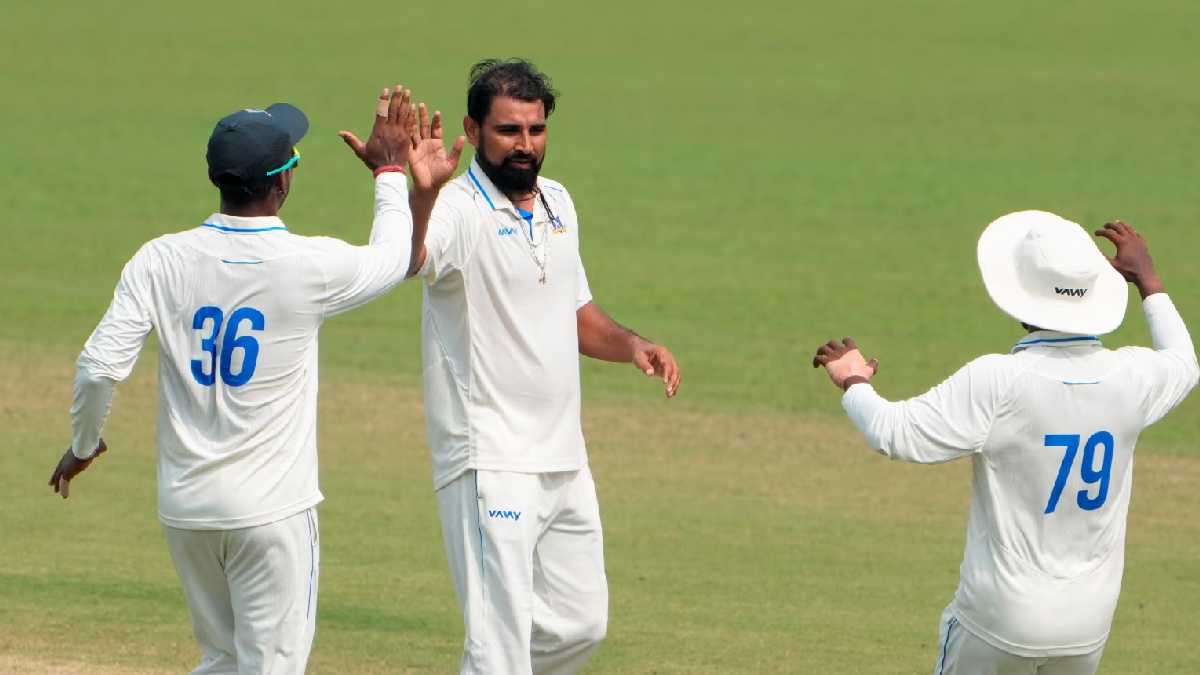 Mohammed Shami Makes a Thunderous Comeback, Powers Bengal Past Gujarat ...