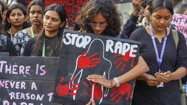 West Bengal Police Arrests 3 Men In Medical Student's Rape Case: 2 ...