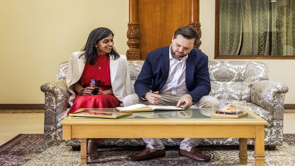 JD Vance Hopes His Hindu Wife Usha Converts To Christianity One Day ...