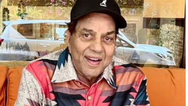 Top 10 Iconic Dharmendra Movies Every Fan Must Watch - Oneindia News