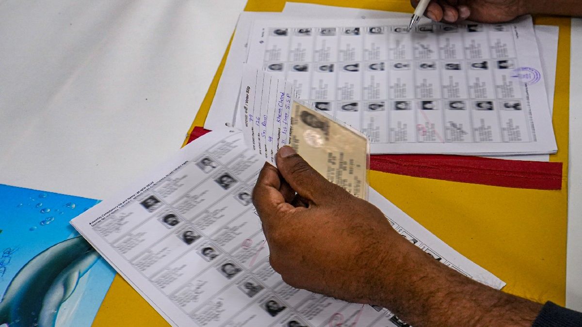 Dumraon Assembly Election 2025: Left’s Ajit Kumar Singh In Fierce Fight ...