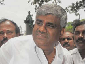 ಕೆಎಂಎಫ್ ತನಿಖೆ ಅಂದ್ರೆ ರೇವಣ್ಣಗೆ ಗಢಗಢ: ರೆಡ್ಡಿ | KMF irregularities HC ...