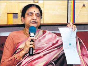 ಮಾಜಿ ರಾಜ್ಯಪಾಲೆ ರಮಾದೇವಿ ವಿಧಿವಶ | Former Governor V. S. Ramadevi passes ...