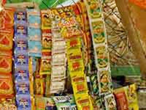 ಬೆಂಗಳೂರು : ಇಪ್ಪತ್ತು ಸಾವಿರ ಗುಟ್ಕಾ ಪ್ಯಾಕೆಟ್ ವಶ | Bangalore : gutka ...