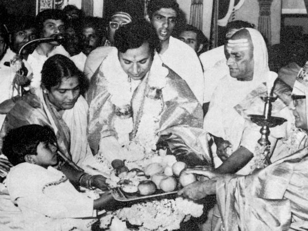 ಡಾ.ರಾಜ್ -ಪಾರ್ವತಮ್ಮ ಸಾವಿನಲ್ಲೂ ಸಾರ್ಥಕತೆ, ಬುಧವಾರವೇ ಕಣ್ಮರೆ | Parvathamma ...