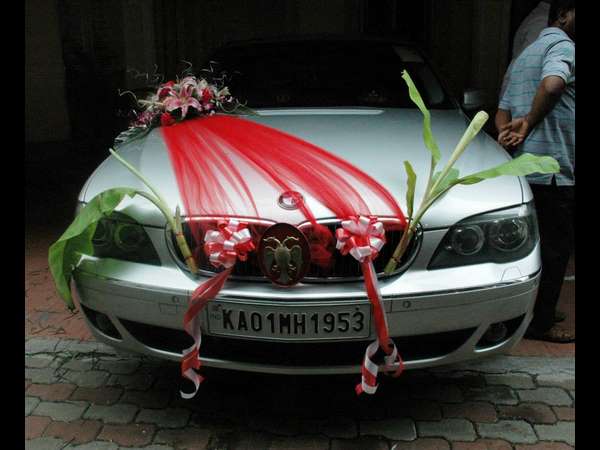 ನಿಮಗೆ ಗೊತ್ತೇ? ಅರಮನೆಯಲ್ಲಿರುವ ಎಲ್ಲಾ ಕಾರುಗಳ ನಂಬರ್ 1953..! | In Mysore ...