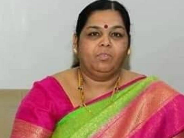 ಕುಂದಗೋಳ ಉಪ ಚುನಾವಣೆ : ಕುಸುಮಾ ಶಿವಳ್ಳಿ ನಾಮಪತ್ರ ಸಲ್ಲಿಕೆ | Kundgol by ...