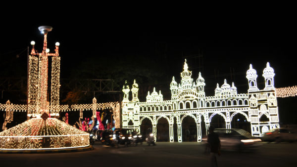 ವಿದ್ಯುತ್ ಬೆಳಕಲ್ಲಿ ಮಿಂದೇಳುತ್ತಿರುವ ಮೈಸೂರು ನಗರಿ | Mysuru Is Sparkling In ...