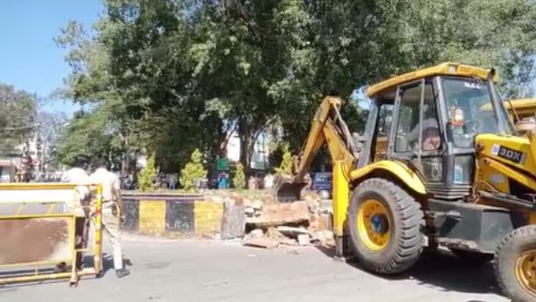 ವಿಡಿಯೋ; ಪ್ರತಿಷ್ಠೆಗೆ ಬಲಿಯಾಯ್ತ ಮೈಸೂರಿನ 'ಮಾತೃ ಮಂಡಳಿ' ವೃತ್ತ | Mysuru Police ...