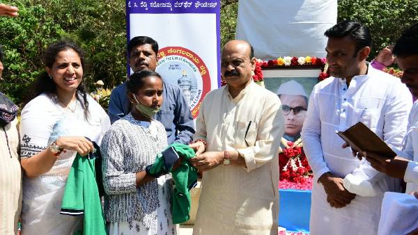 ಯುವಪೀಳಿಗೆಗೆ ಕೆ.ಸಿ.ರೆಡ್ಡಿಯವರ ಜೀವನ ಮಾರ್ಗದರ್ಶಕ: ಸಿಎಂ | KC Reddy's Life ...