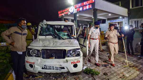 ಡಿಜೆ ಹಳ್ಳಿ, ಕೆಜಿ ಹಳ್ಳಿ ಗಲಭೆ ಕೇಸ್: ಸಾಕ್ಷಿಗಳ ಹೇಳಿಕೆ ಪ್ರತಿ ನೀಡಲು ಹೈಕೋರ್ಟ್ ...