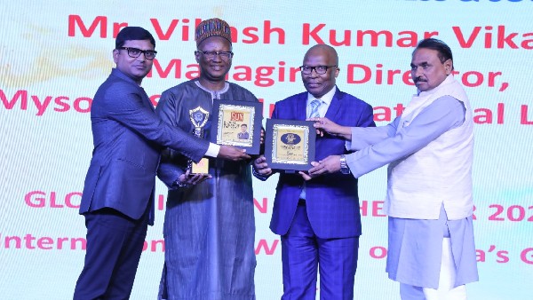 MSIL ಅದ್ವಿತೀಯ ಸಾಧನೆ: ಐಪಿಎಸ್ ಅಧಿಕಾರಿ ವಿಕಾಶ್ ಕುಮಾರ್‌ಗೆ ಜಾಗತಿಕ ಪ್ರಶಸ್ತಿ | MSIL MD Vikash kumar ...