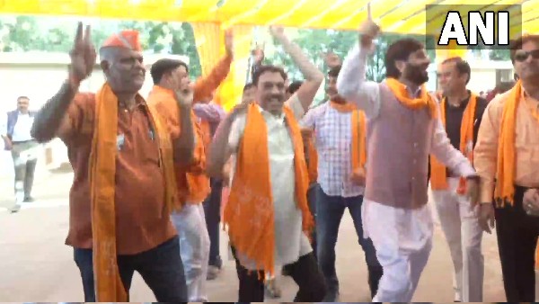 Gujarat Election results 2022: ಬಿಜೆಪಿ ಕಾರ್ಯಕರ್ತರ ಸಂಭ್ರಮ ಆರಂಭ | Gujarat ...