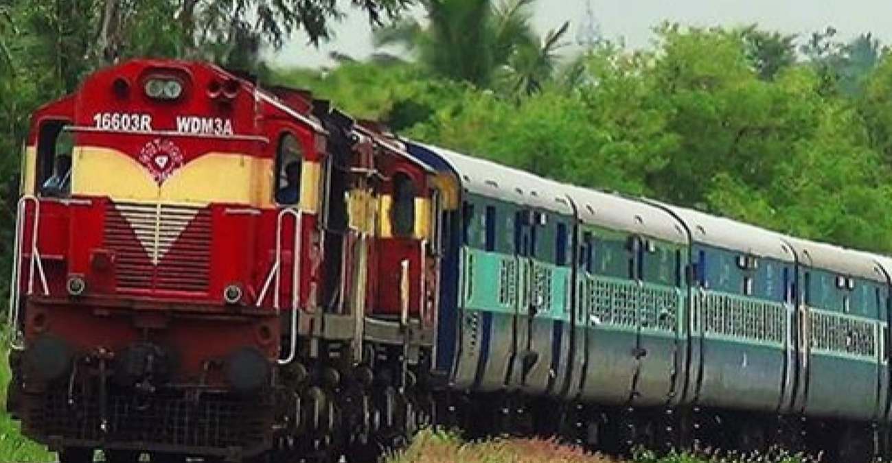 ಫೆಬ್ರವರಿ 3ರಂದು 303 ರೈಲುಗಳನ್ನು ರದ್ದುಗೊಳಿಸಿದ ಭಾರತೀಯ ರೈಲ್ವೆ- ಸಂಪೂರ್ಣ ಪಟ್ಟಿ ಇಲ್ಲಿದೆ | Indian ...