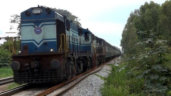 ಶಿವಮೊಗ್ಗ-ತಿರುಪತಿ ರೈಲು ಪುನರಾರಂಭ; ವೇಳಾಪಟ್ಟಿ | Shivamogga Town Renigunta ...