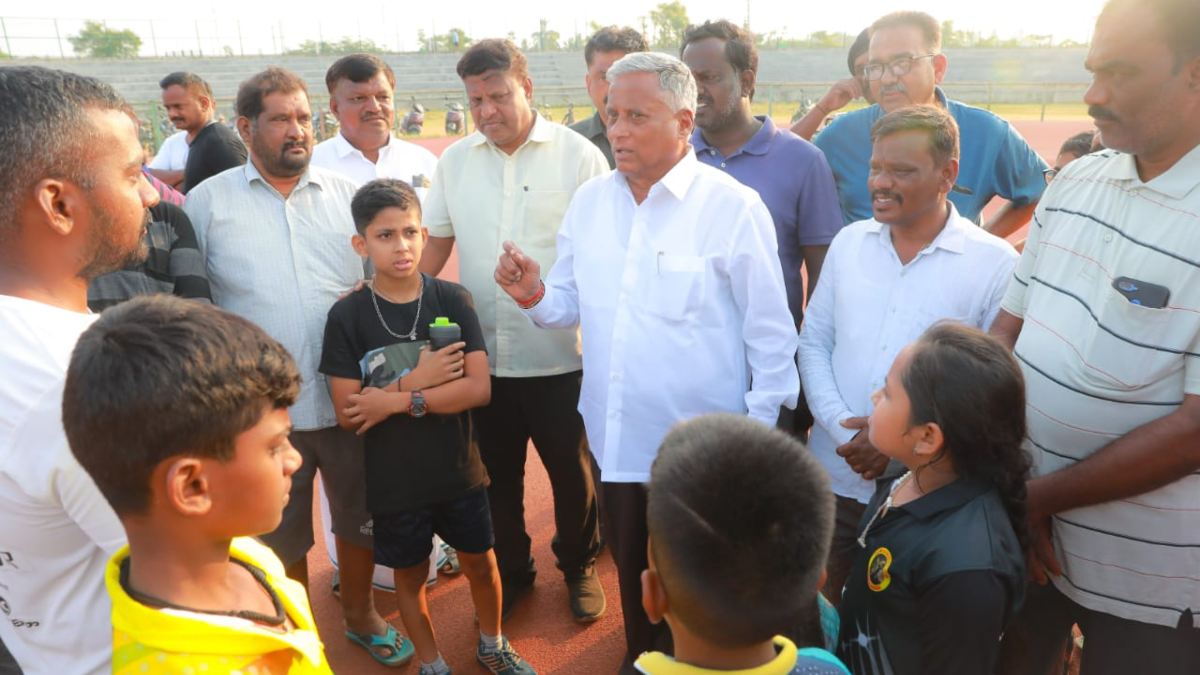 V Somanna: ಸಿಎಂ ಆಗಲು ಏನು ಮಾಡಬೇಕು ಎಂದ ಬಾಲಕ: ವಿ.ಸೋಮಣ್ಣ ನೀಡಿದ ಉತ್ತರ ಇದು ...