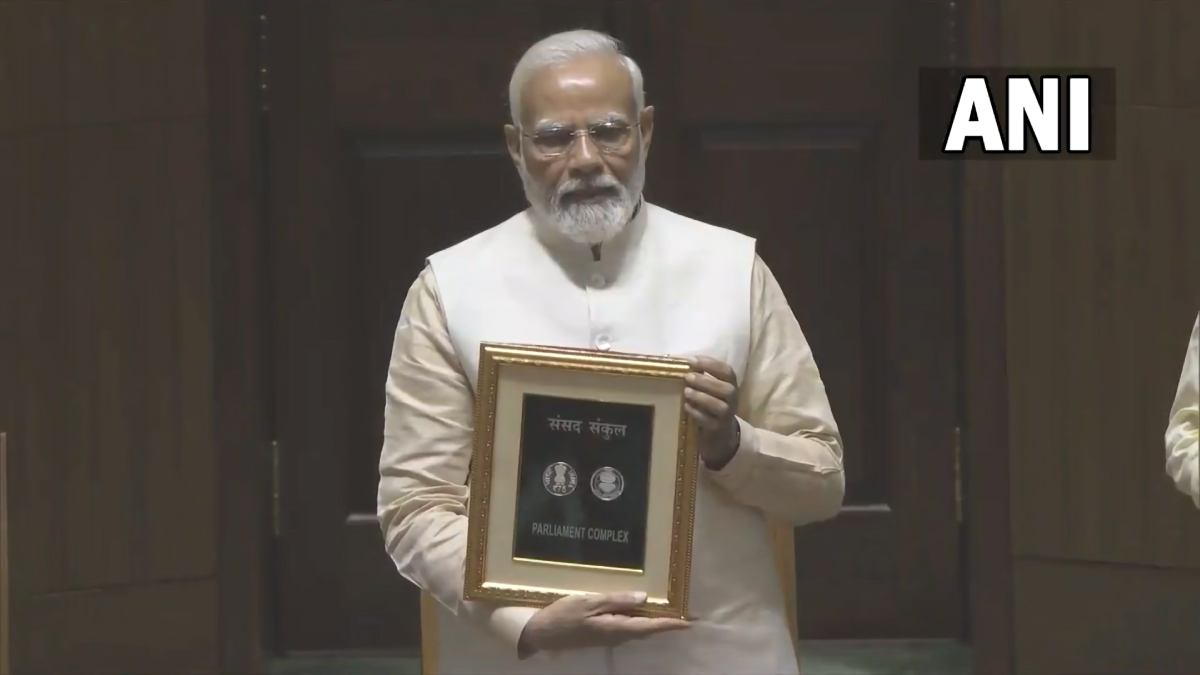 75 Rupee Coin: 75 ರೂಪಾಯಿ ನಾಣ್ಯ ಬಿಡುಗಡೆ ಮಾಡಿದ ಪ್ರಧಾನಿ ನರೇಂದ್ರ ಮೋದಿ ...