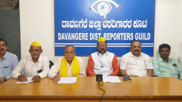 ಸಿಎಂ ಸಿದ್ದರಾಮಯ್ಯರಿಗೆ ಮತ್ತೊಂದು ಸವಾಲು: 11 ಬೇಡಿಕೆಗಳನ್ನಿಟ್ಟ ಈಡಿಗ ಸಮುದಾಯ ...