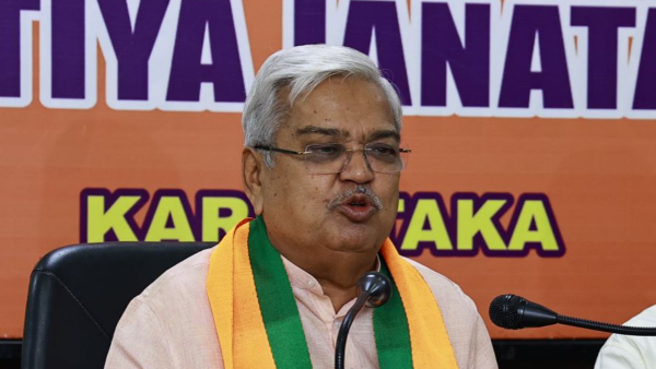 ಗ್ಯಾರಂಟಿ ಹೆಸರಿನಲ್ಲಿ ಜನರಿಂದ ಸುಲಿಗೆ; ಕಾಂಗ್ರೆಸ್ ಸರ್ಕಾರ ವಿರುದ್ದ ಗೋವಿಂದ ...