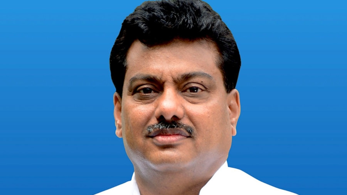 Operation Hasta: ದೊಡ್ಡ ದೊಡ್ಡ ಬಿಜೆಪಿ ನಾಯಕರೇ ಕಾಂಗ್ರೆಸ್ ಗೆ ; ಯಾರ ಜೊತೆಗೆ ... Operation Hasta: ದೊಡ್ಡ ದೊಡ್ಡ ಬಿಜೆಪಿ ನಾಯಕರೇ ಕಾಂಗ್ರೆಸ್ ಗೆ ; ಯಾರ ಜೊತೆಗೆ ...