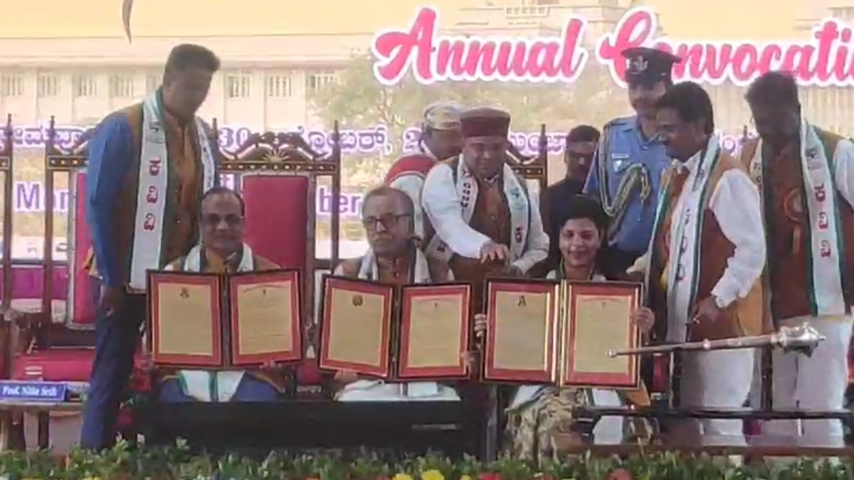 ಬಿ.ಡಿ ಜತ್ತಿ ಪುತ್ರ ಸೇರಿ ಮೂವರಿಗೆ ಗೌರವ ಡಾಕ್ಟರೇಟ್ ನೀಡಿದ ಕರ್ನಾಟಕ ...
