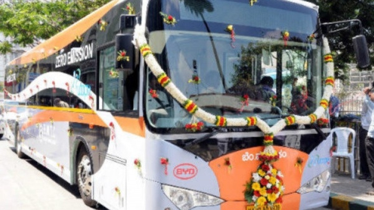 Metro feeder bus: ಇಂದಿನಿಂದಲೇ ಈ ಮಾರ್ಗಗಳಲ್ಲಿ BMTC "ಮೆಟ್ರೋ ಫೀಡರ್‌ ಬಸ್‌"ಗಳ ...