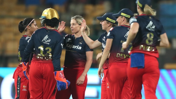 WPL 2024: ಅಬ್ಬಾ ಎಂತಾ ಫೀಲ್ಡಿಂಗ್‌! ಎಬಿ ಡಿವಿಲಿಯರ್ಸ್ ನೆನಪಿಸಿದ ಆರ್‌ಸಿಬಿ ...