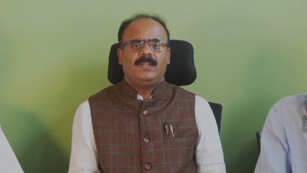 ಹಾಸನ ಮೈತ್ರಿಯಲ್ಲಿ ಬಿರುಕು: ದೇವೇಗೌಡರ ಕುಟುಂಬದ ವಿರುದ್ಧ ಸ್ಪರ್ಧೆಗೆ ಸಿದ್ಧ ಎಂದ ಬಿಜೆಪಿ ನಾಯಕ | BJP leader ...