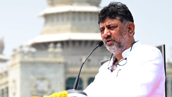 ಬೆಂಗಳೂರು ಗ್ರಾಮಾಂತರ ಕ್ಷೇತ್ರದಲ್ಲಿ ಸಹೋದರನ ವಿರುದ್ಧ ಡಾ. ಮಂಜುನಾಥ್‌ ಸ್ಪರ್ಧೆ ...