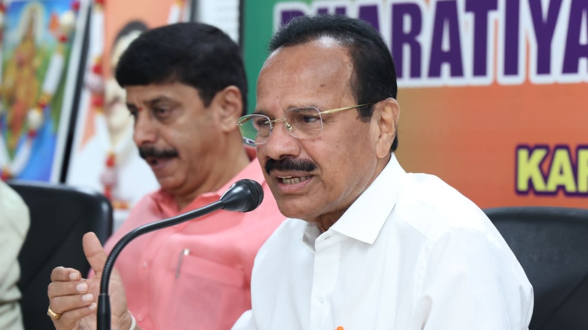 Sadananda Gowda: ಟಿಕೆಟ್‌ ಸಿಗದ ಸುಳಿವು ಕೊಟ್ಟ ಡಿವಿಎಸ್: ಮತದಾರರಿಗೆ ಭಾವುಕ ...