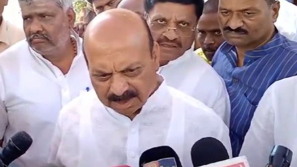 ರಾಜಕಾರಣದಲ್ಲಿ ರೌಡಿಸಂ ಸಹಿಸಲ್ಲ: ಸಲಹೆ ಕೊಡುವಷ್ಟು ಸಿದ್ದರಾಮಯ್ಯ ದೊಡ್ಡವರಲ್ಲ | Basavaraj Bommai Reaction ...