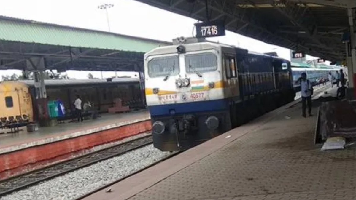 Weekly Express Train: ಬೆಂಗಳೂರಿನ ಯಶವಂತಪುರದಿಂದ ಈ ಮಾರ್ಗಕ್ಕೆ ವಿಶೇಷ ರೈಲು-ಸಮಯ ...