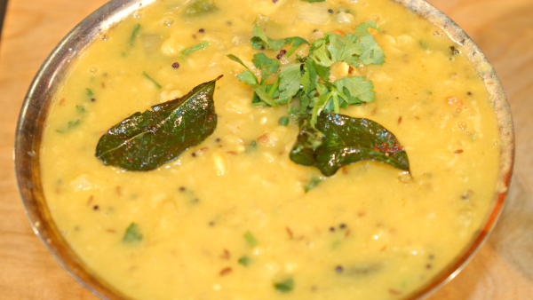Andhra Style mango Dal Recipe: ಆಂಧ್ರ ಶೈಲಿಯ ಮಾವಿನಕಾಯಿ ದಾಲ್ ರೆಸಿಪಿ: ಮಾಡಿದರೆ ಬೆರಳು ಚೀಪಿ ತಿಂತೀರಾ ...