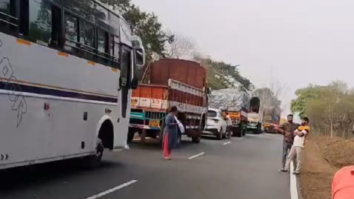 ಬೆಂಗಳೂರು-ದಿಂಡುಗಲ್ ರಾಷ್ಟ್ರೀಯ ಹೆದ್ದಾರಿಯಲ್ಲಿ 3 ತಾಸು ಟ್ರಾಫಿಕ್ ಜಾಮ್-ಕಾರಣ ಏನು? | 3 Hour traffic jam on ...