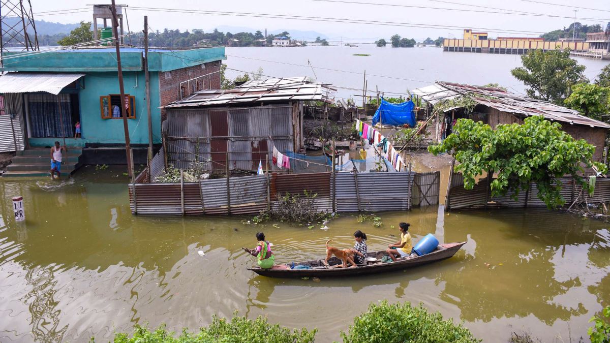 Assam floods: ಅಸ್ಸಾಂ ಪ್ರವಾಹಕ್ಕೆ 52 ಮಂದಿ ಬಲಿ, ನಿರಾಶ್ರಿತರಾದ 24 ಲಕ್ಷಕ್ಕೂ ...