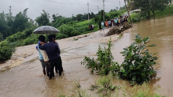 Mysuru Flood: ಲಕ್ಷ್ಮಣತೀರ್ಥ ನದಿ ಪ್ರವಾಹಕ್ಕೆ ಬೆಳೆನಾಶ: ಸಂಕಷ್ಟದಲ್ಲಿ ರೈತರು ...